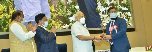 Solitaire Steel: Quality Steel Tubes & Pipes Supplier